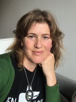 Sarah Laing | Massey University Press